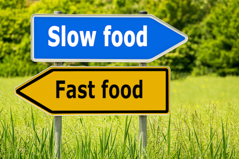 Qu'est-ce que le mouvement Slow Food ? - CalculerSonIMC