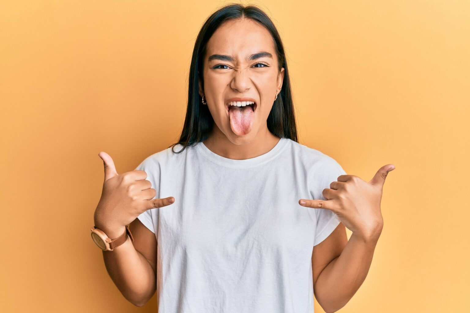 Double-menton : quels exercices pratiquer pour le perdre ? - CalculerSonIMC